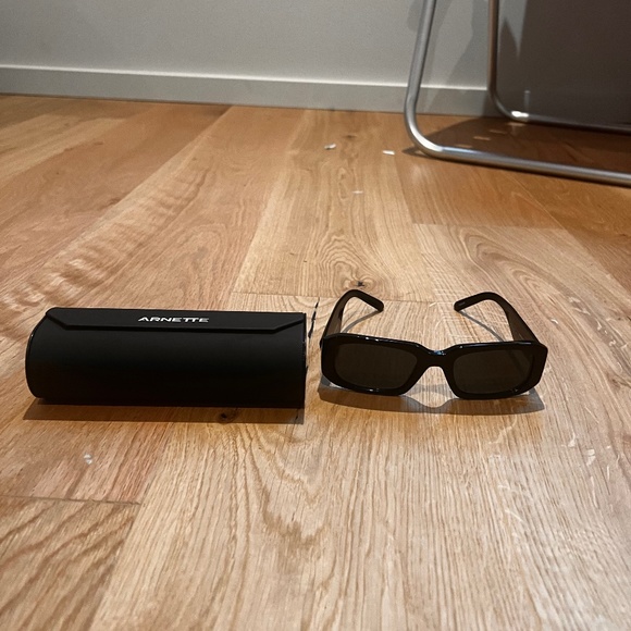 Arnette | Accessories | Arnette Thekidd 438 Sunglasses Black | Poshmark